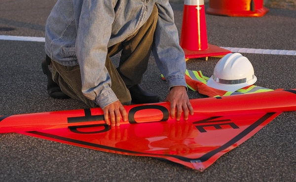 3M Diamond Grade Roll-up Sign Sheeting RS24, Fluorescent Orange, 36 in ...